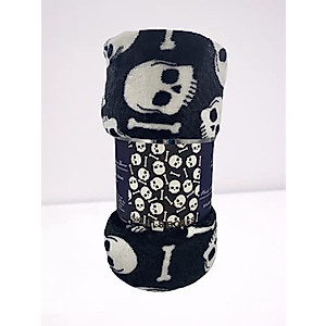 Décor&More Happy Halloween Microplush Throw Blanket (50In x 60In) - Creepy Skull