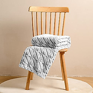 FY FIBER HOUSE Throw Blanket Flannel Fleece Lightweight Cozy Plush Microfiber - 3D Houndstooth Print Throw for Sofa Couch Bed, 50"X60", Grey