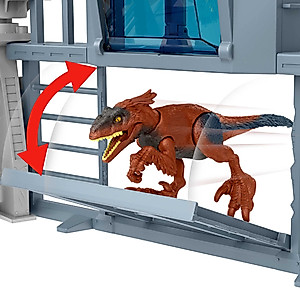Mattel Jurassic World Dominion Outpost Chaos Playset with 1 Dinosaur & 1 Human Action Figure, 2 Blasters & More, 4ft Long, Breakaway Parts