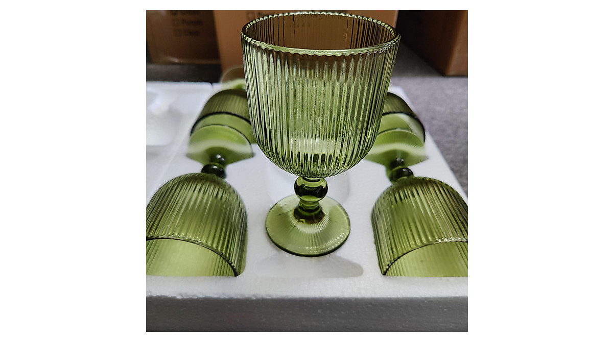 Taganov Green Wine Goblets Set - Elegant 6-Piece Glassware