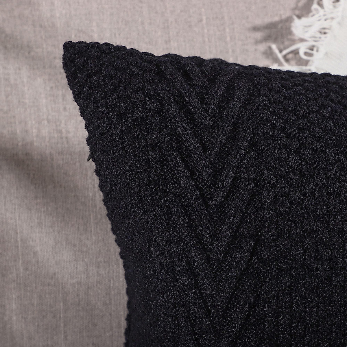 MANDIOO Cotton Knitted Decorative Lumbar Throw Pillow Covers Soft Cozy Outdoor Cushion Cases Luxury Modern Pillowcases for Couch Sofa Bed 12x20 Inches Black