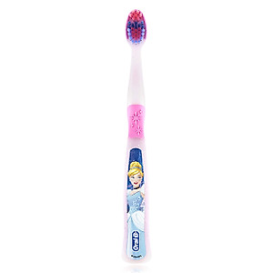 Oral-B New Princess Toothbrush for Little Girls, Children 3+, Extra Soft, Characters Vary - Pack of 6 (Characters Vary)