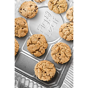 (25 Pack) 1/4 Size Cookie Sheet Baking Cake Pans l 12.8” x 8.9” Disposable Aluminum Foil Trays l Premium Heavy Duty Nonstick Baking Sheets Reusable