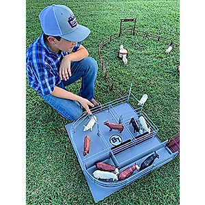 Little Buster Toys Hay Feeder - Round Bale Hay Feeder in Red, 1/16th Scale