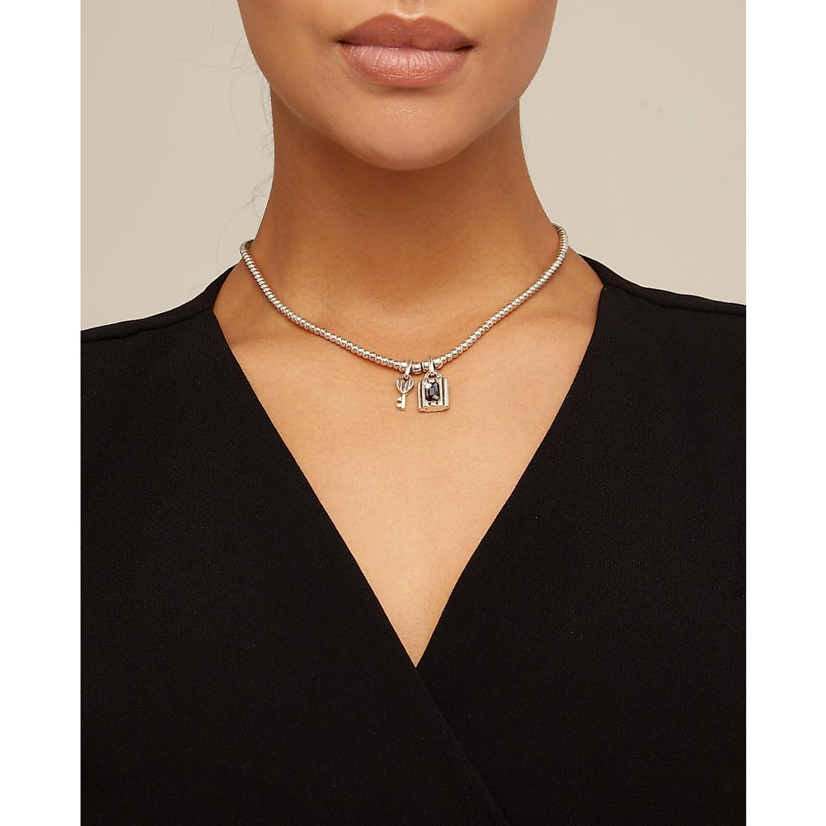 Uno de 50 Necklace womanThe Guardian