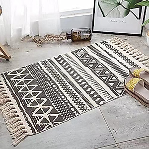 HLOVME Woven Cotton Boho Area Rug with Tassel 2' x 3' Washable Indoor/Outdoor Rugs for Living Room Bedroom Kitchen Hallways Floor