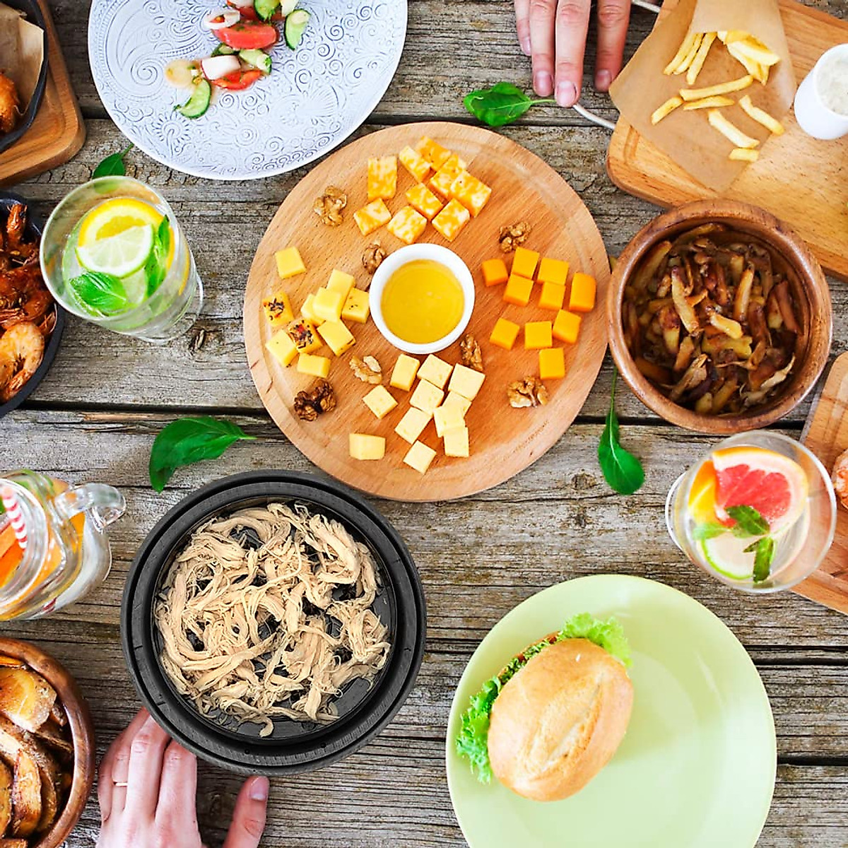 Chicken Shredder Shred Machine Meat Shredder Meat Shredding Tool with Handles and Non-Skid Base Mat Suitable for Pulled Pork Red Beef Chicken Alternative to Bear Claws 1pc 8inch Black