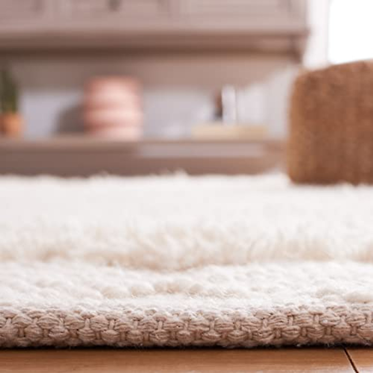 Safavieh Natura Collection 6' x 9' Ivory NAT722A Handmade Rustic Textured Wool Area Rug