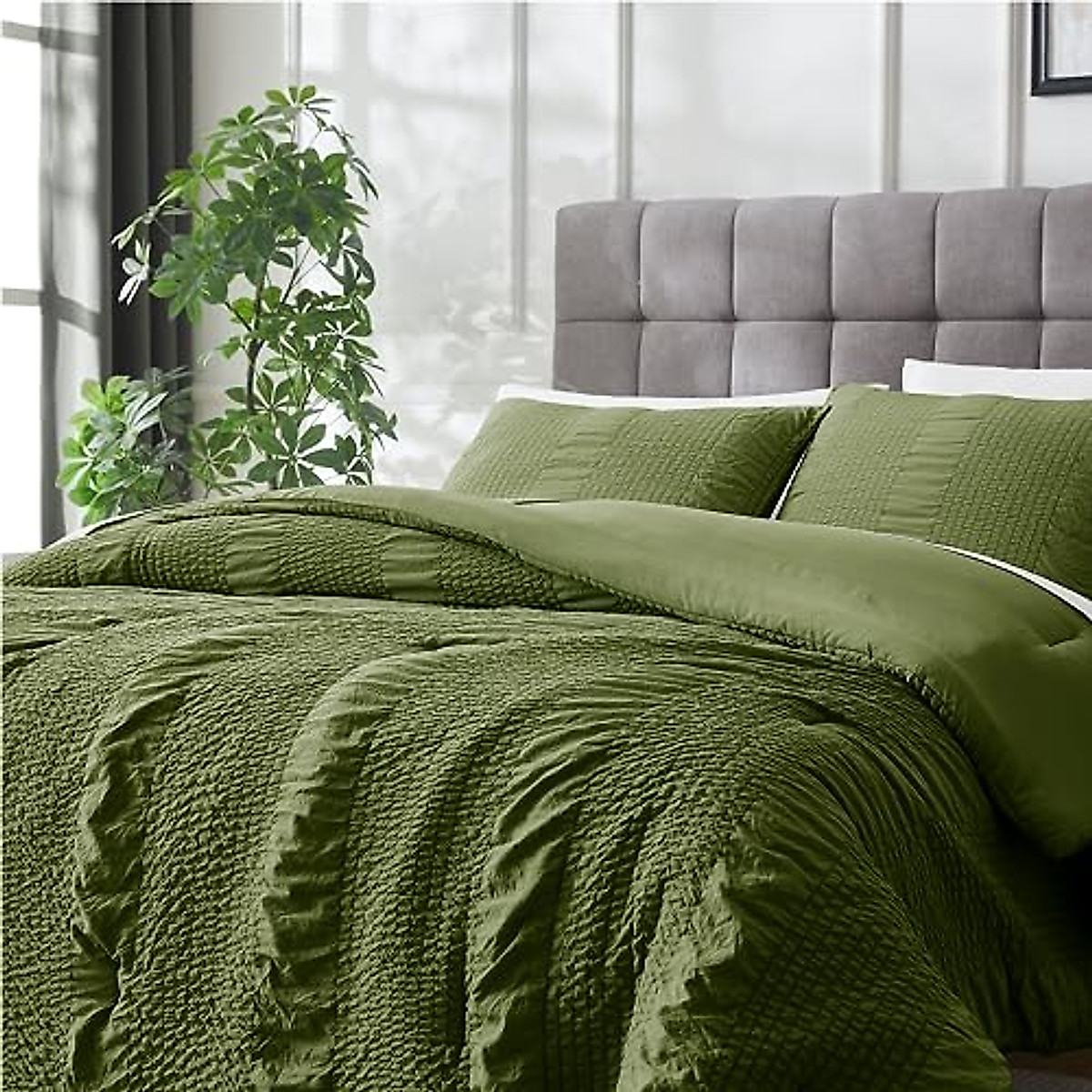 Seersucker Olive Green Twin size Comforter Set, 2 Pieces- Soft Washed Microfiber Sage Comforter with 1 Pillowcase sham, Fluffy Down Alternative Bedding Comforter Sets for All Season (68x90 inches)