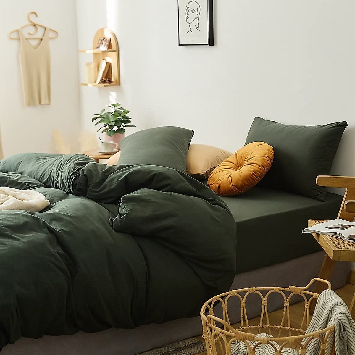 AMWAN Olive Green 4 PCS Bedding Set 【1 Queen Duvet Cover + 2 Standard Queen Pillowcases + 1 Queen Fitted Sheet】