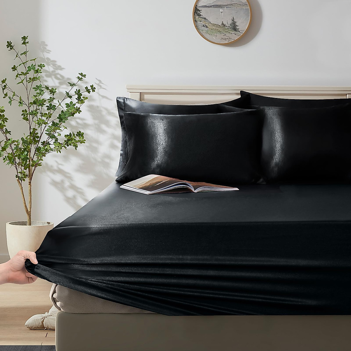 Manyshofu 6Pcs Black Satin Duvet Cover Set Queen Size with Satin Fitted Sheet - Not Comforter, Silky Comforter Cover Set Satin Duvet Covers and Sheets (4 Pillowcases, 1 Duvet Cover, 1 Fitted Sheet)