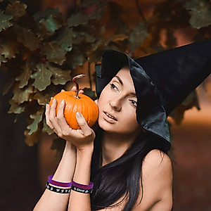 DIYASY Halloween Silicone Wristbands,40 Pcs Rubber Bracelets Halloween Party Favor Trick or Treat Gifts and Goodie Bag Fillers