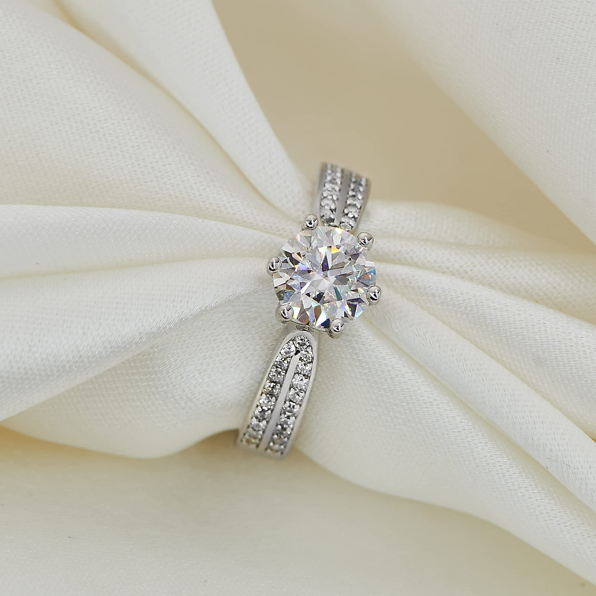 @MintSwag-Yang Moissanite Engagement Rings for Women,1.0 ct Womens Engagement Rings Moissanite Rings S925 Sterling Silver with 14K White Gold Plated Halo Promise Wedding Rings D Color Excellent Round Cut Size 9