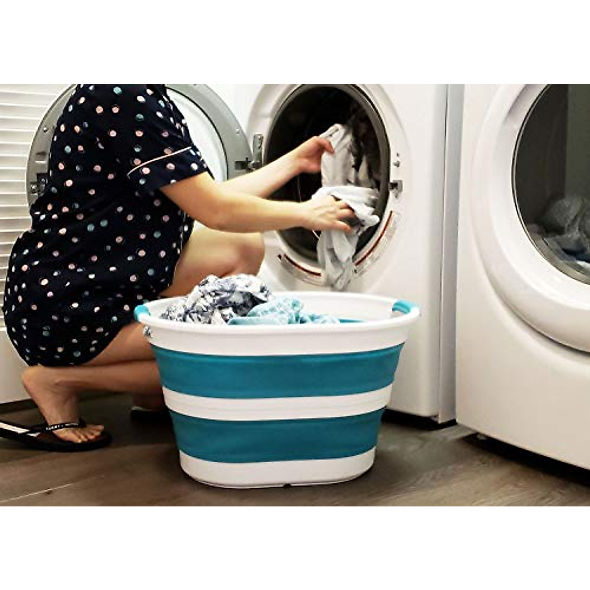 SAMMART 34L(8.98 gallon) Collapsible Plastic Laundry Basket-Oval Tub/Basket-Foldable Storage Container/Organizer-Portable Washing Tub-Space Saving,Water capacity 29L (7.66 gallon) (1, Bright Blue)