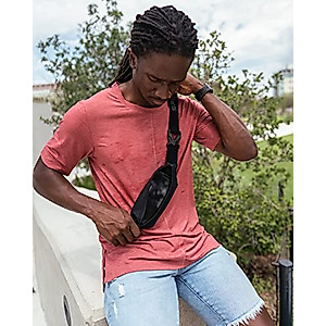 SPI Crossbody PRO Bag for Women Men, Sling Shoulder Bag, Slim Expandable Pocket for Holding Phone Keys Id, Adjustable Comfortable Strap, No Bounce, Black with Black Zipper