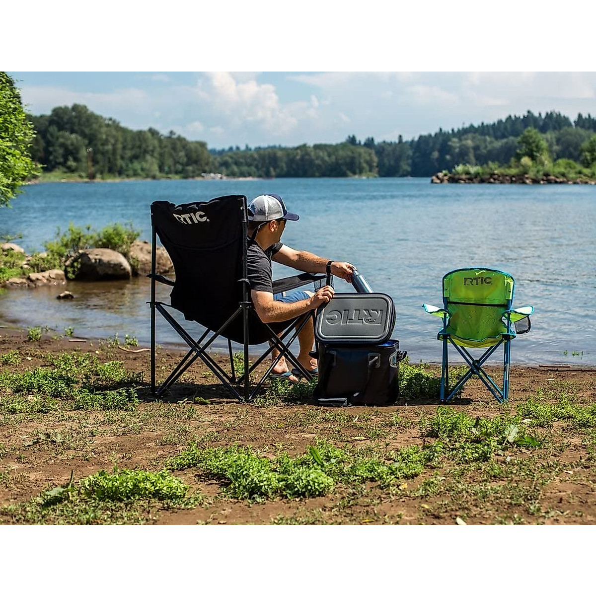 RTIC Big Bear Chair, Black/Camo, Portable Outdoor Camping Chair with Arm Rest, Folds Quickly for Easy Storage, 400lb Max Weight Capacity