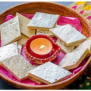 GLC Gold Leaf Silver Leaf, 99.9% Pure Silver Leaf Varakh Foils 25pcs 4 x 6 Inch for Sweets Deco,Cake Baking,Chocolate,Supari,Serums,Ayurvedic Medicine,Decoration,Beauty Face Kits,Painting Art Crafts_