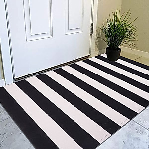 Black Stripe Outdoor Runner Rug Cotton Woven Floor Throw Carpet Mat Washable Front Door Entryway Doormat for Layered Door Mats Porch Farmhouse Entryway-35.4" x59