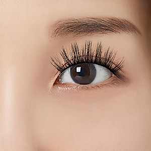 KISS Lash Couture 3D Matte False Eyelashes, Matte Cheviot', 18mm-20mm, Includes 4 Pairs Of Lashes, Contact Lens Friendly, Easy to Apply, Reusable Strip Lashes