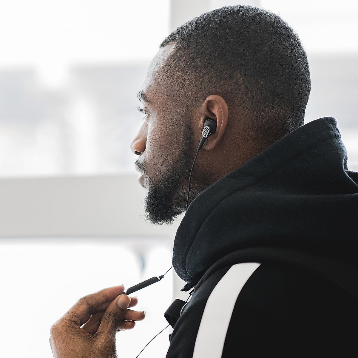 Koss QZ Buds in-Ear Active Noise Cancelling Earbuds, in-Line Microphone and Touch Remote Control, Monitor Mode, Carry Case Included, Wired with 3.5mm Plug, Black