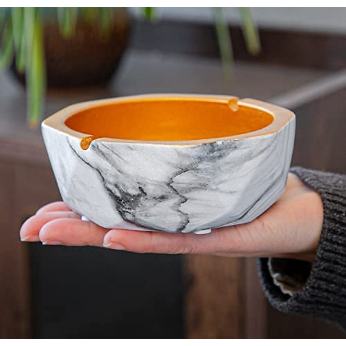 Ceramic Ashtrays White marble Cigarette Ashtray, Home，Fashionable Office Decoration Porcelain Gift, for Patio/Outside/Indoor/Garden/Porch/Home Decor