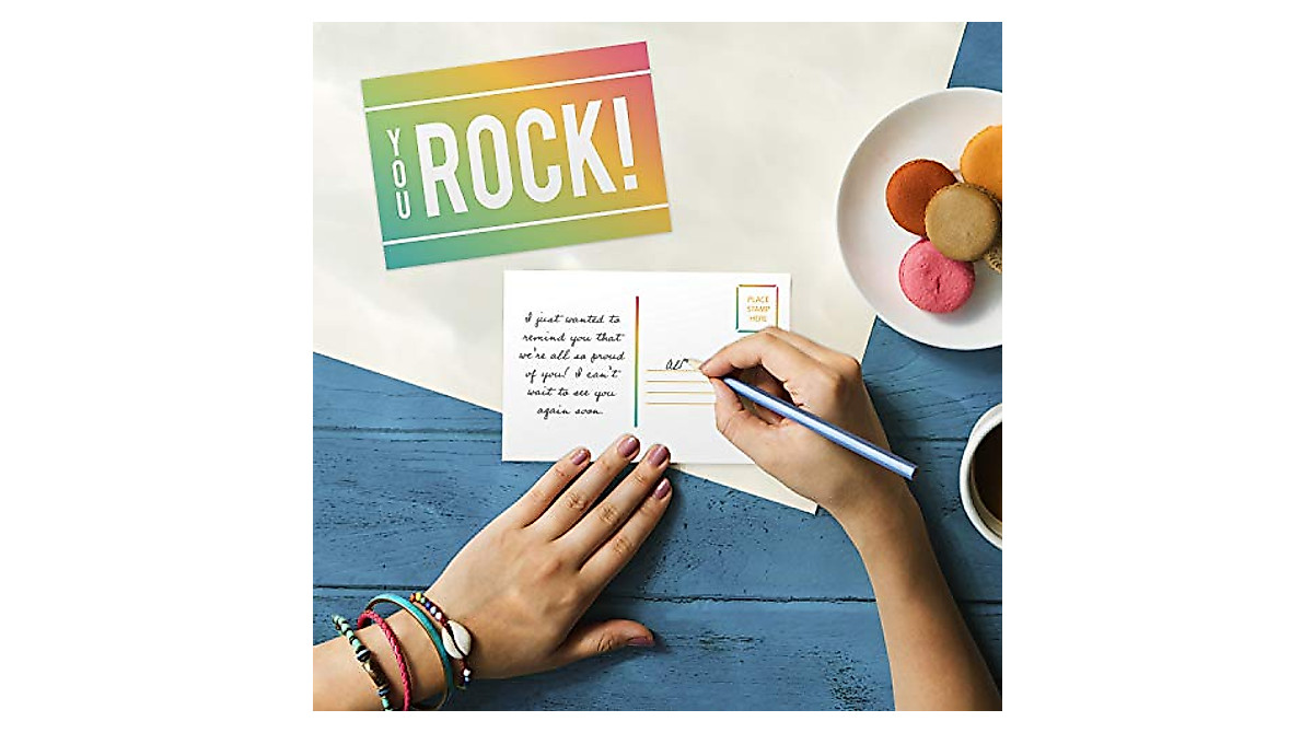 Inspiring 25 Motivational Postcards - Bright Designs