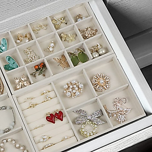 Set of 4 Stackable Jewelry Trays Organizer, Velvet Earring Organizer, Jewelry Organizer Showcase Display Drawer Organizer Storage, Earring Holder Necklace Bracelet Ring Accessary Organizers (Beige)