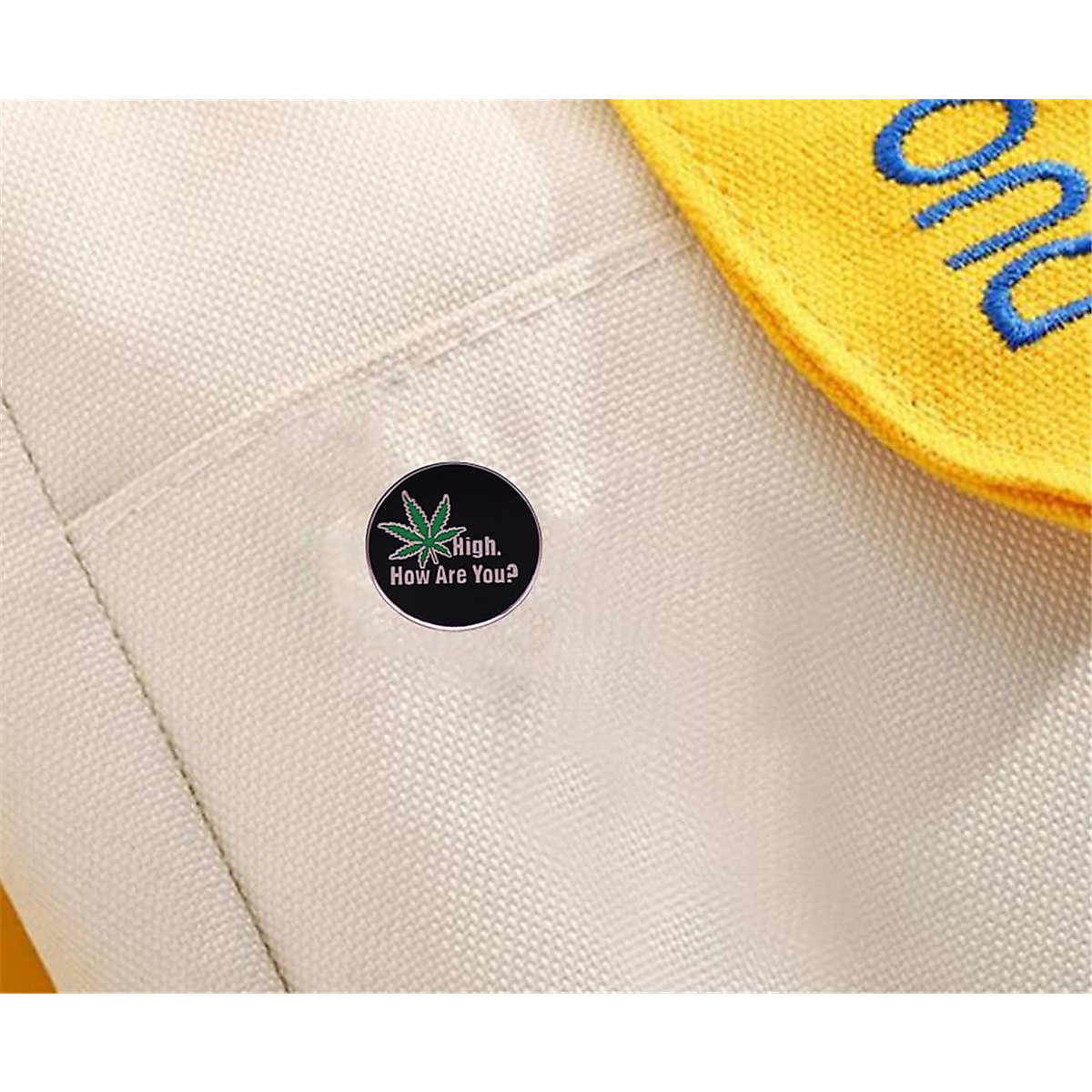 High How are You Weed Leaf Enamel Brooch Pin Denim Jacket Lapel Metal Pins Brooches Badges Exquisite Jewelry Accessories