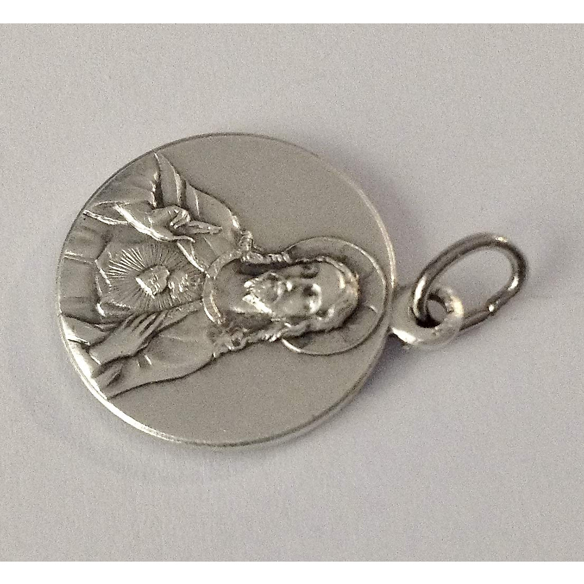 THE SACRED HEART OF JESUS AND MARY MEDAL (THE TWO SACRED HEARTS IN JUST ONE MEDAL) - 100% MADE IN ITALY (Round Shape)