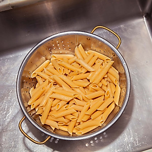 Rao's Homemade Penne Pasta, 16oz, Traditionally Crafted, Premium Quality, From Durum Semolina Flour, Traditional Bronze Die Cut, Imported from Italy