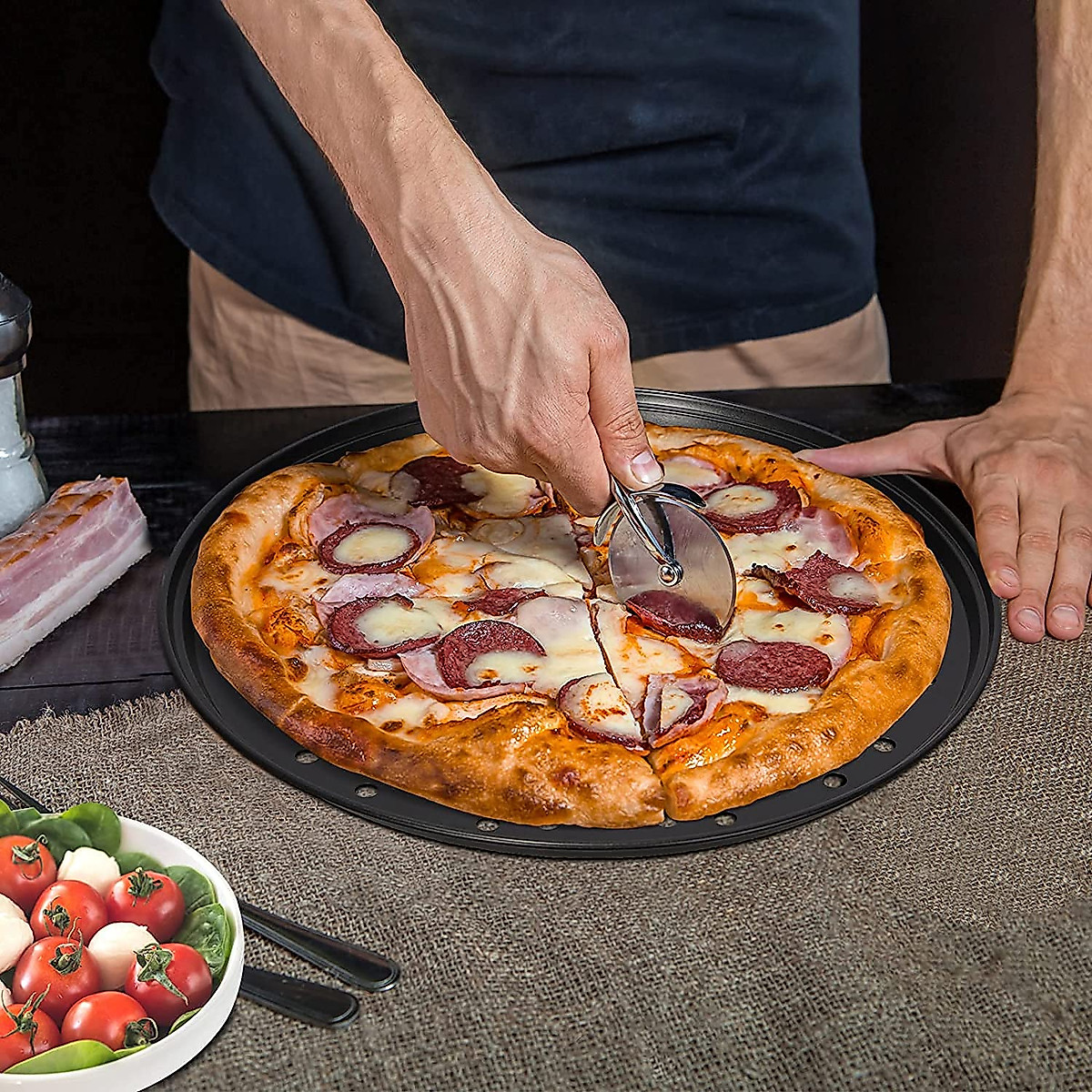 Lemengtree Pizza Pans,Baking Tray Perforated Pizza Plate Nonstick Carbon Steel Pizza Pan, Pizza Tray Round with Holes for Oven (2pc-12.5 inch with Holes)