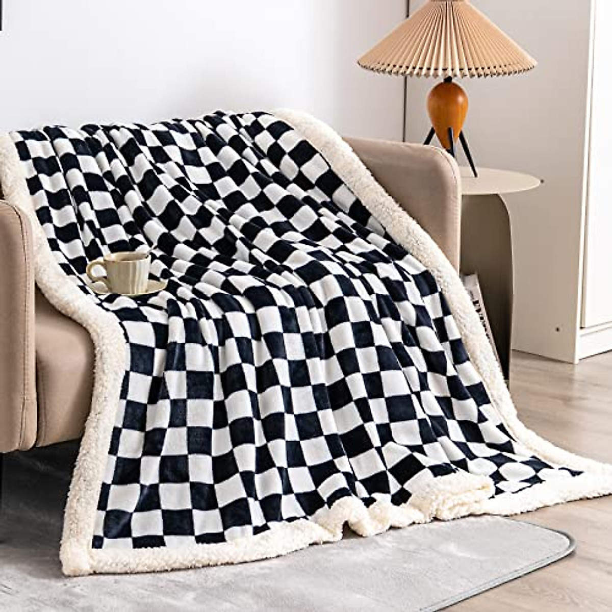 LOMAO Sherpa Throw Blanket Fleece Blanket with Checkered Pattern Soft Thick Blanket for Couch, Bed, Sofa Luxurious Warm and Cozy for All Seasons (Black, 51"x63")