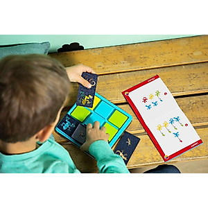 SmartGames Color Catch Travel Game for Kids and Adults, a color-changing, STEM Focused Cognitive Skill-Building Brain Game - Brain Teaser for Ages 7 & Up, 60 Challenges.
