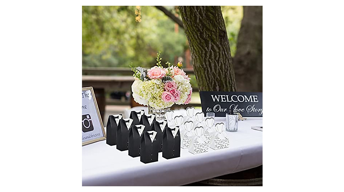 Wedding Favor Boxes - Elegant Bride & Groom Candy Boxes for Weddings