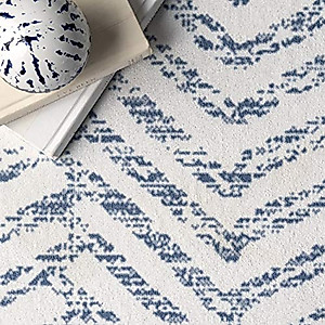 nuLOOM Rosanne Machine Washable Geometric Area Rug, 4' x 6', Blue