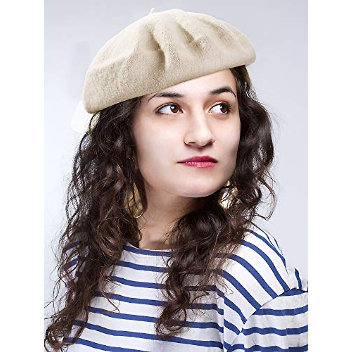 3 Pieces Beret Hat French Style Beanie Cap Solid Color Winter Hat for Women and Girls Casual Use (Black, Beige, Red)