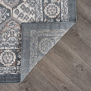 Universal Rugs Oxnard Area Rug, 4' x 5', Gray