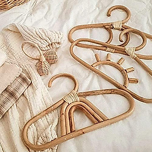 PQZATX 3Pcs Rattan Kids Hanger Kids Garments Organizer Rack Hat Hanging Hook Wall Hooks Kids Room Decor Hanger