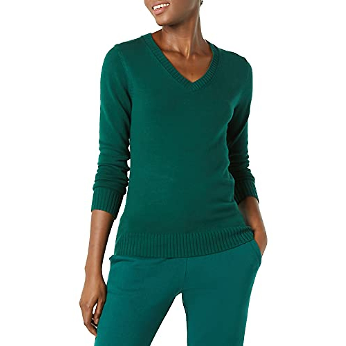 Amazon Essentials Women's 100% Cotton Long-Sleeve V-Neck Sweater, Dark Green, Medium