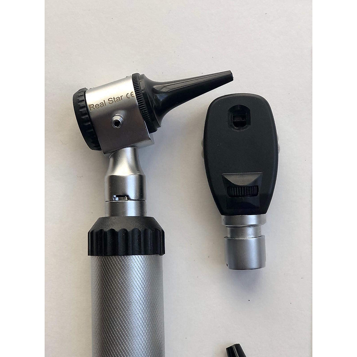 Real-Star Simaeco Otoscope, ophthalmoscope 2 in 1 stainless-steel handle for Both Adults and Pediatric. Batteries are not Included.