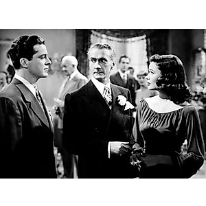 Posterazzi Laura Dana Andrews Clifton Webb Gene Tierney 1944 (C) 20Th Century Fox Tm & Copyright/Courtesy: Everett Collection Photo Poster Print, (28 x 22)