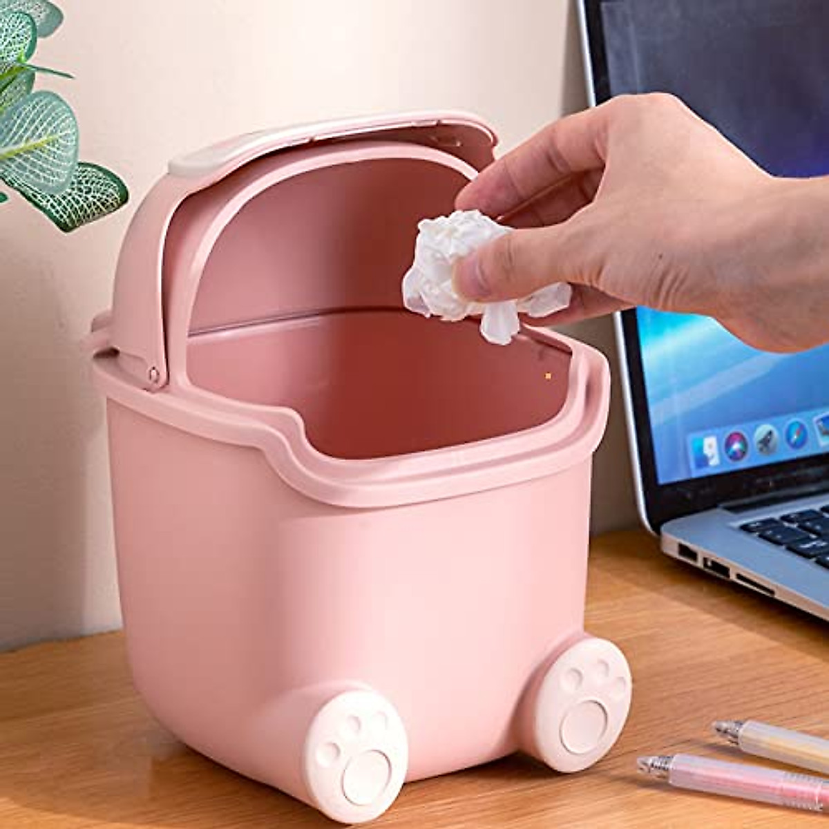 QLFJ-FurDec Cute Desktop Trash Can Wastebasket with 90 Trash Bags, Creative Tiny Countertop Garbage Can with Flip Lid, Small Plastic Storage Bin for Bedroom Bathroom Living Room Dressing Table(Pink)