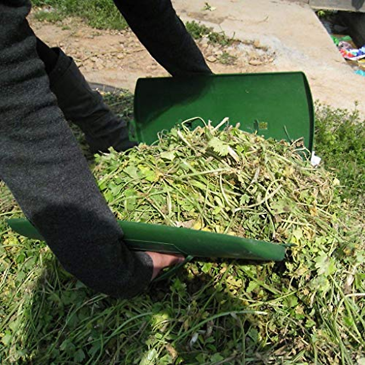 FOLOU 1 Pair Garden and Yard Leaf Scoops Hand Rakes, Large Sized, Multiple Use for Leaves, Lawn Debris and Trash Pick Up Good Use