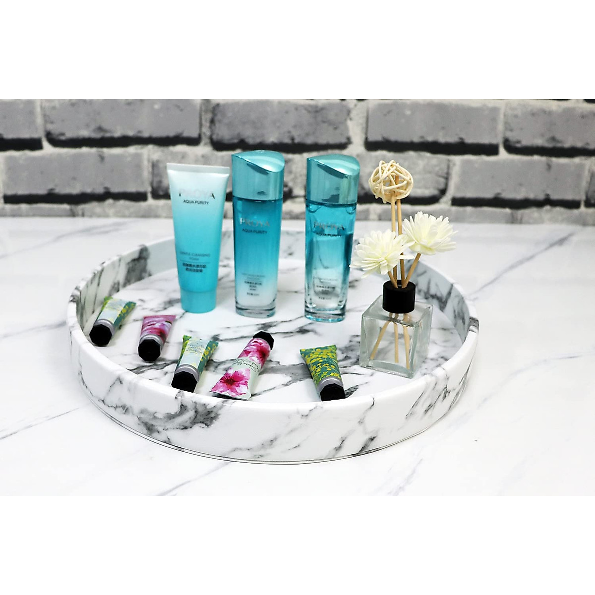 MCBZ Home Round Leather Tray, Serving Tray, Coffee Table Tray, Decorative Tray, Storage Tray, Size 13.2 * 1.8 inch (White)