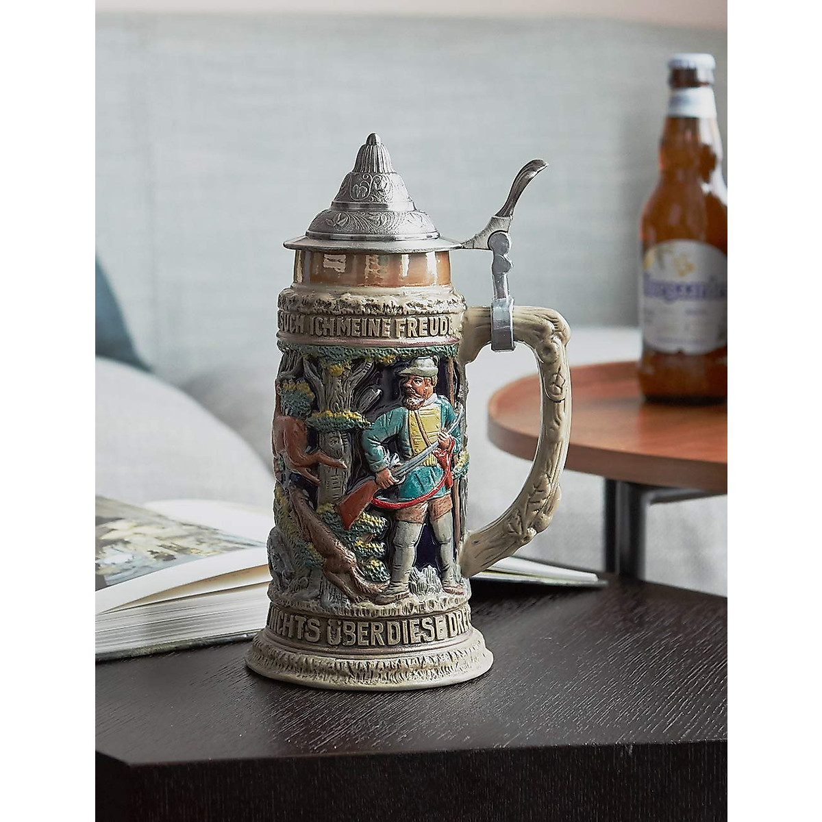 HAUCOZE Beer Stein Mug German Hunting Drinking Stanley Viking Tankard with Petwer Lid for Birthday Gifts Men Father Husband 0.6 Liter