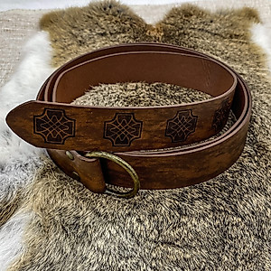 HiiFeuer Medieval Embossed PU Leather O Ring Belt, Retro Renaissance Knight Belt (Dark Brown A)