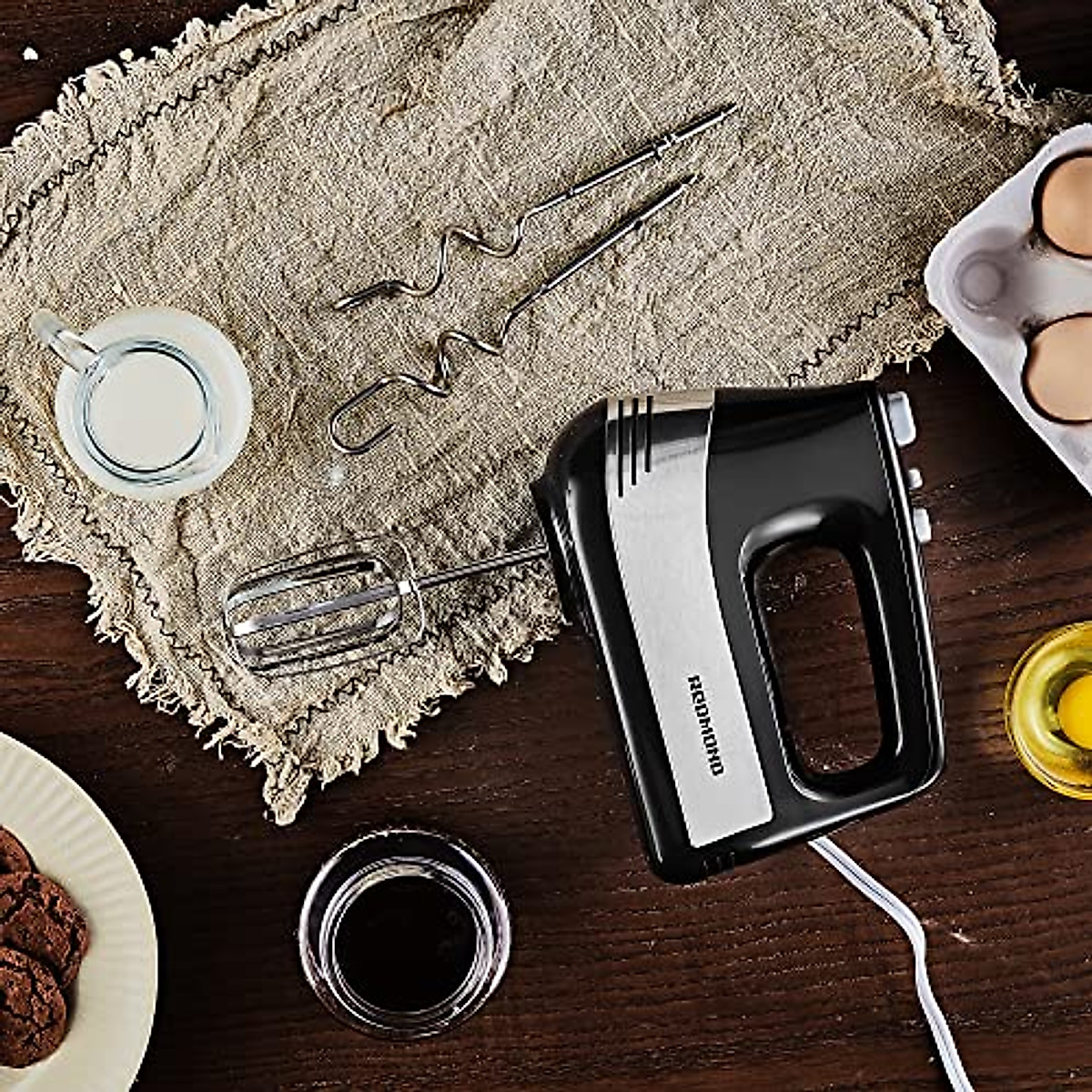 Hand Mixer Electric, REDMOND Hand Held Mixer with Turbo Function, Stainless Steel 5-Speed Kitchen Mixer for Whipping, Mixing Cookies, Cakes, and Dough Batters, Black