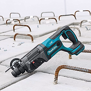 Makita XRH04Z 18V LXT® Lithium-Ion Cordless 7/8" Rotary Hammer, accepts SDS-PLUS bits, Tool Only