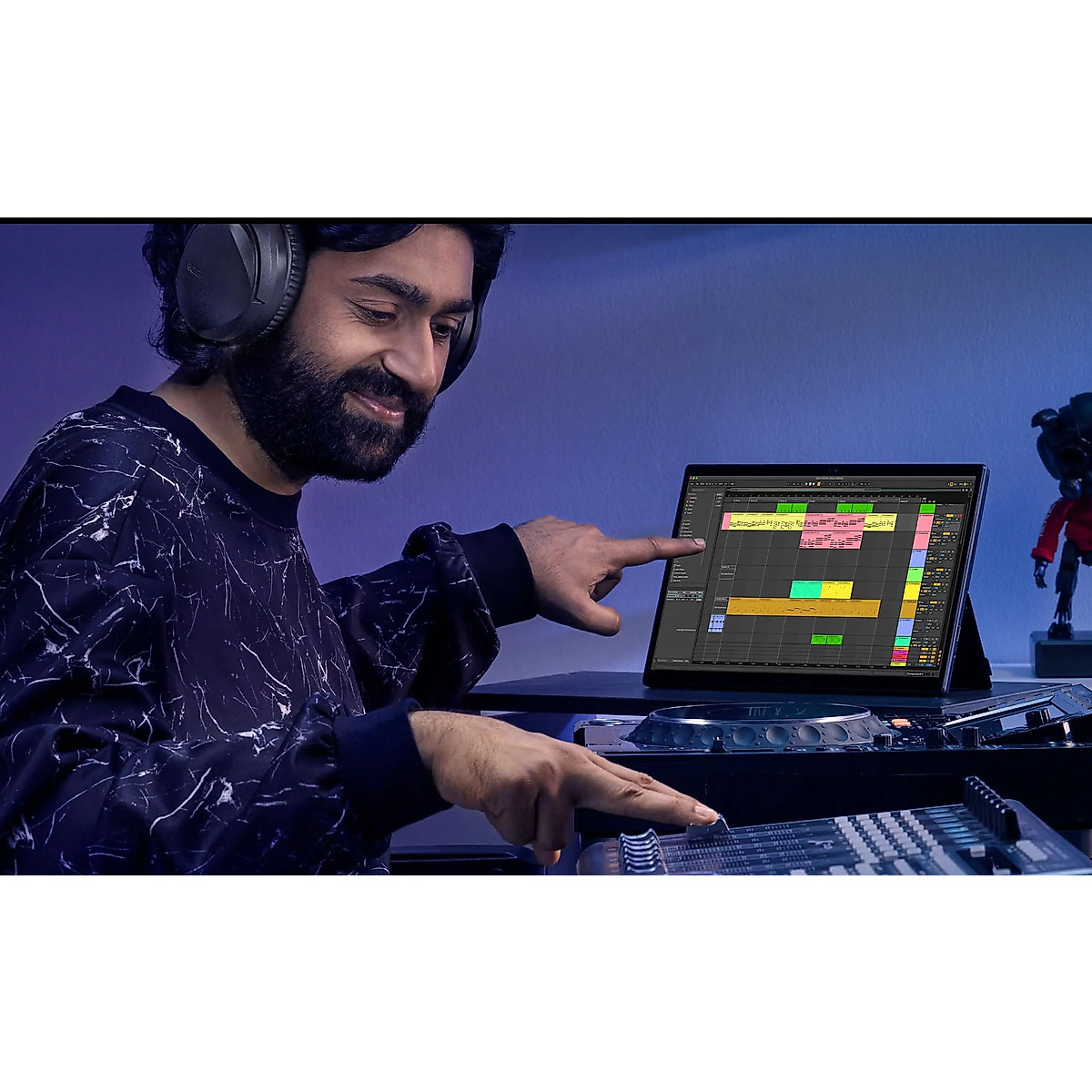 ASUS ROG Flow Z13-13.4" Touchscreen Gaming Tablet | 12th Intel Core i9-12900H | NVIDIA GEFORCE RTX 3050 Ti MUX | 16GB Memory | 1TB PCIe Gen4 SSD | MUX Switch | w/hdmi Cable