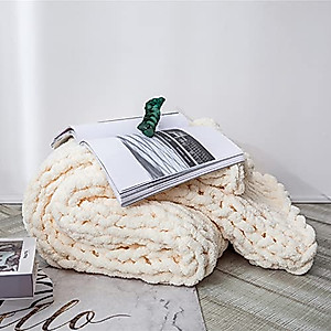 Chunky Knit Throw Blanket Soft Luxury Chenille Yarn Blanket for Farmhouse Boho Decor,Handmade Tight Braided Thick Cable Knit Throw for Bed,Couch,Beige,50x60.